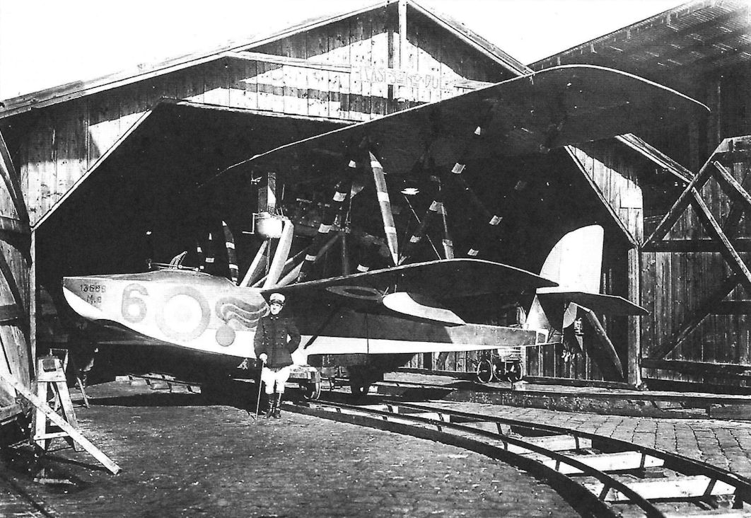 Macchi M.8/M.9