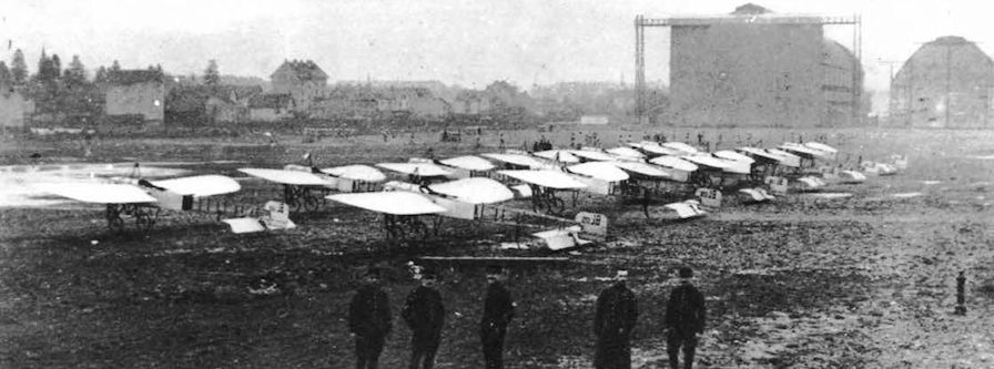 J.Davilla, A.Soltan - French Aircraft of the First World War /Flying ...