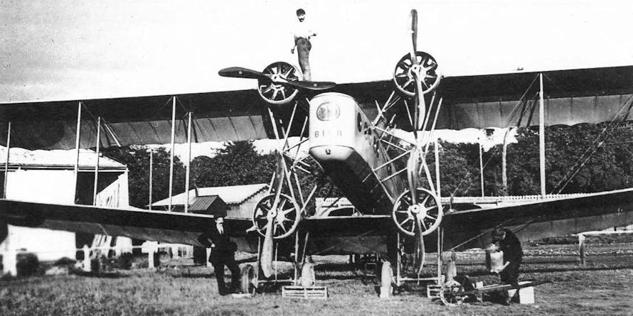 J.Davilla, A.Soltan - French Aircraft of the First World War /Flying ...