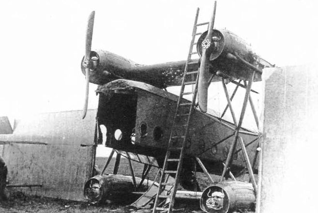 J.Davilla, A.Soltan - French Aircraft of the First World War /Flying ...